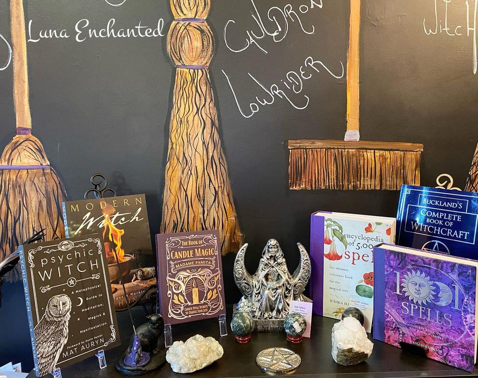 Classes and Workshops – Luna Enchanted
